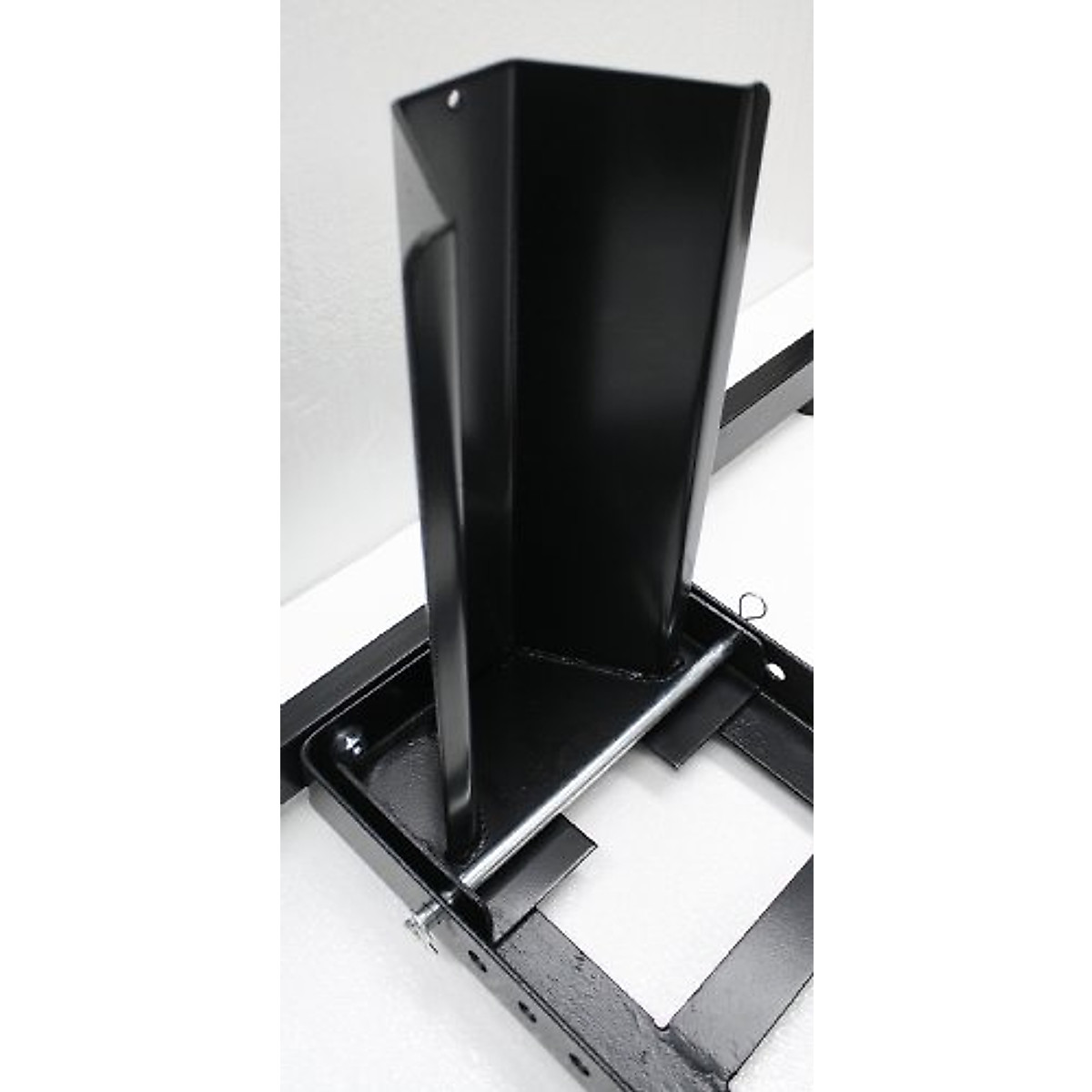 MaxxHaul 70271 Adjustable Motorcycle Wheel Chock Stand Heavy Duty 1800lb Weight Capacity