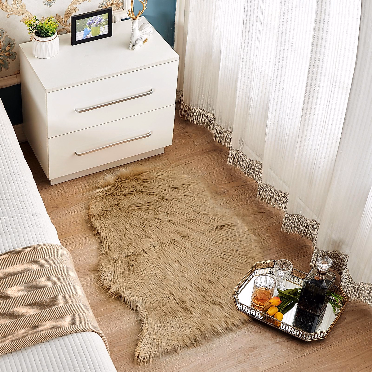 DXGJOKR Faux Fur Rug, Sheepskin Rug, Fluffy Rug, Shag Rug, Fuzzy Rugs for Bedroom, Small Area Rug Bedside Rug Ultra Soft Plush Rug, Machine Washable Rug (Camel, 2x3ft Sheepskin)