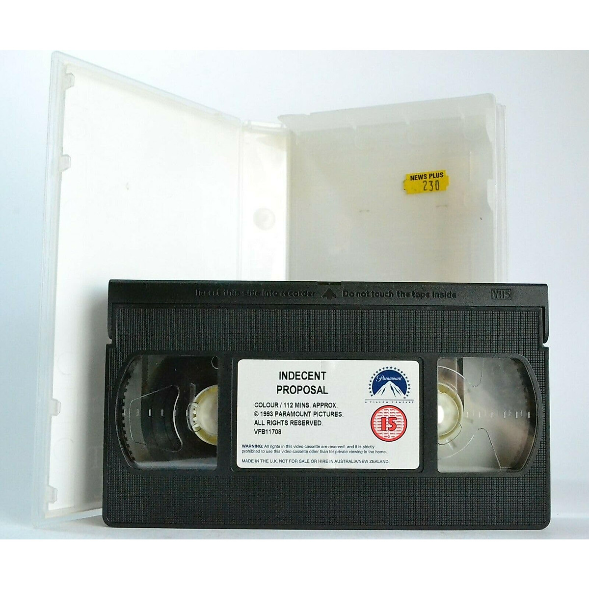 Identity (2003): Psychological Thriller - Large Box - J.Cusack/R.Liotta - VHS