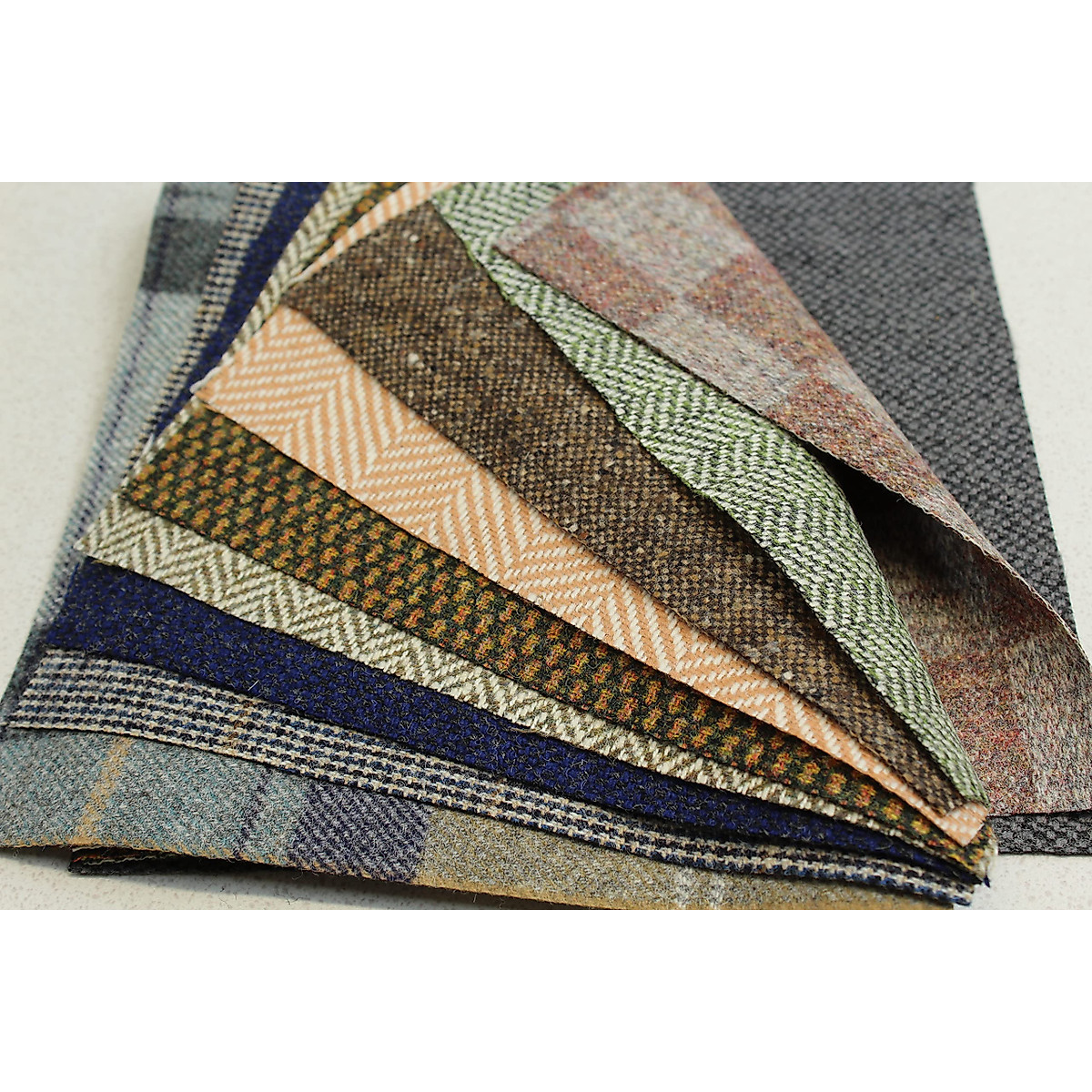 British Tweed 100% Wool Remnants Offcuts Squares Crafts 10 Pieces 9x9 inch, Made in Great Britain…