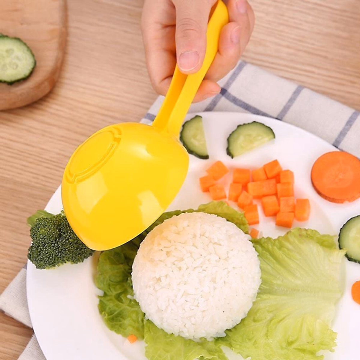 4Pcs Rice Mold Paddle Rice Ball Molds Rice Ball Spoon Sushi Making Tools Plastic Spatula Cooking Utensil for Home Kitchen Restaurant