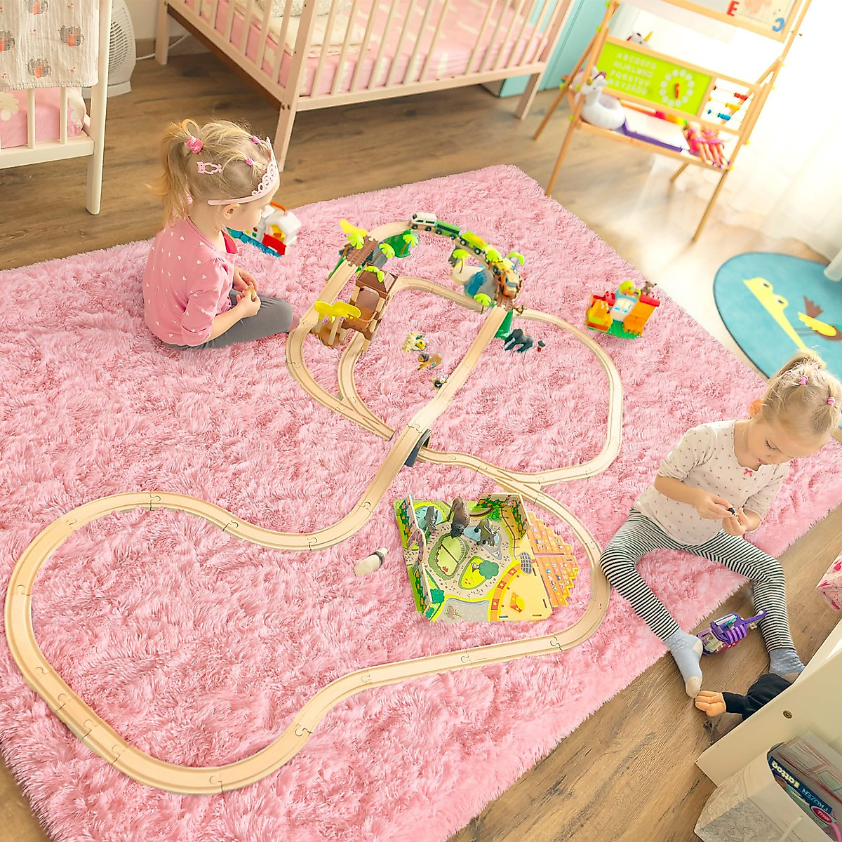 LOCHAS Ultra Soft Indoor Modern Area Rugs Fluffy Living Room Carpets for Children Bedroom Home Decor Nursery Rug 4x5.3 Feet, Pink