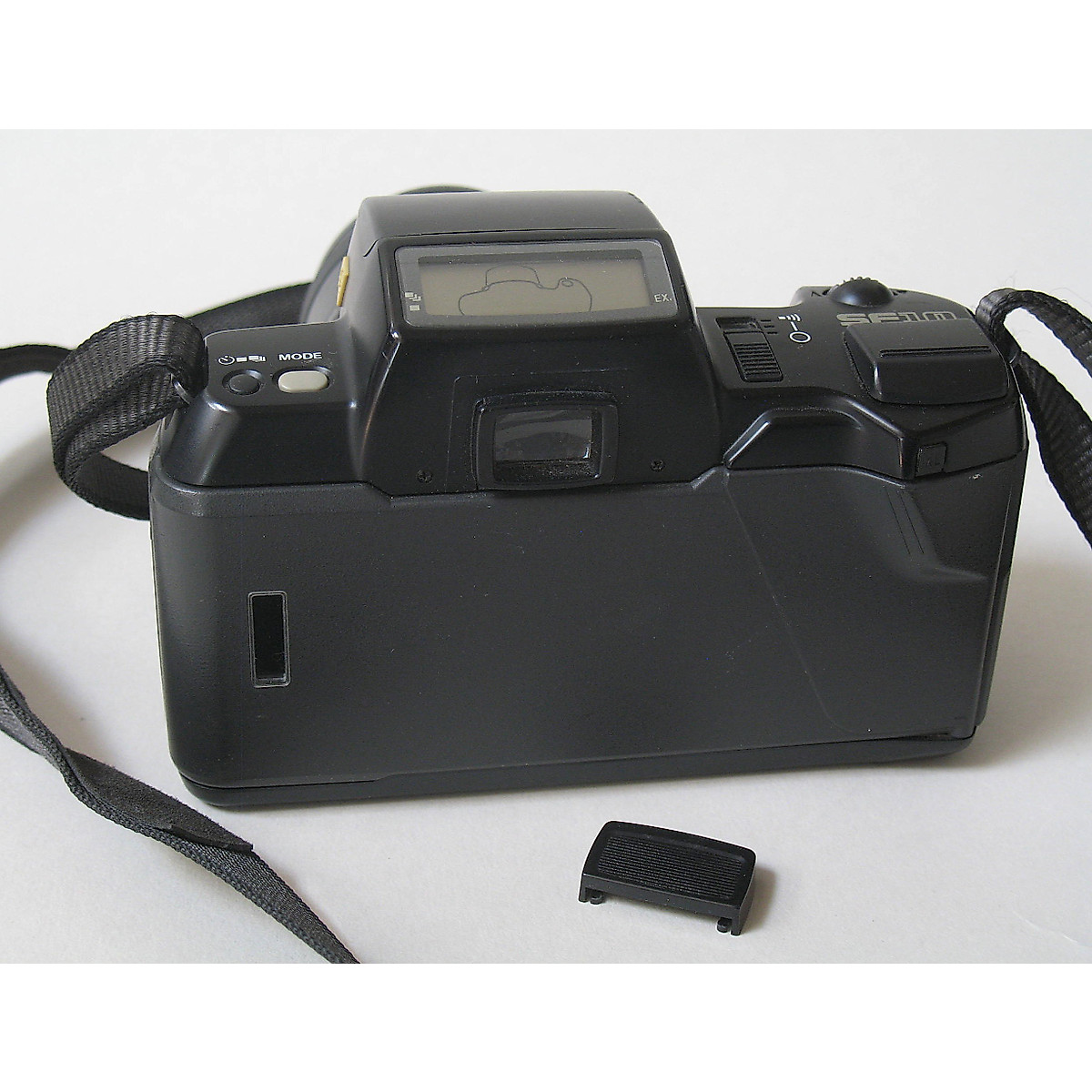 Pentax SF10 kit - Includes: 35mm film camera and Takumar 28-80 lens