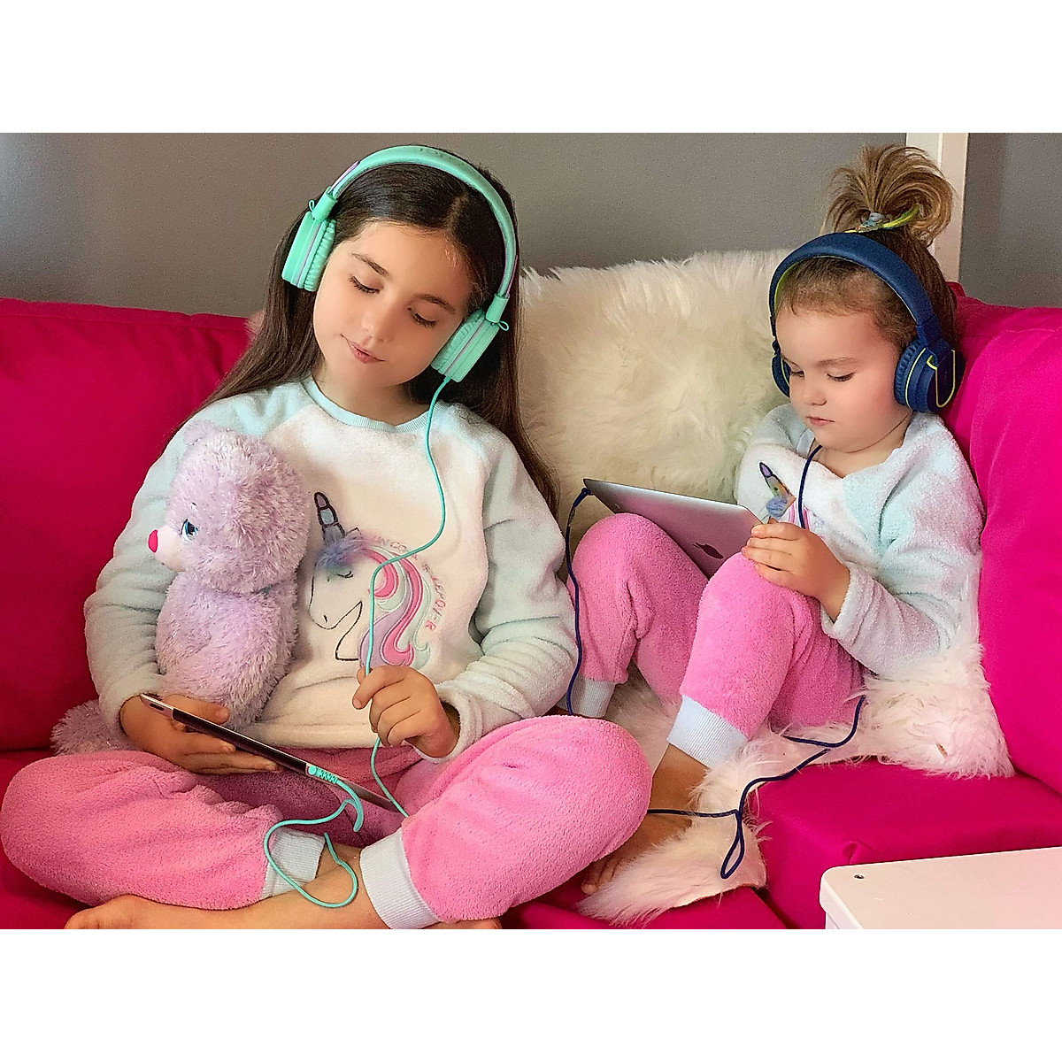 ELECDER i36 Kids Headphones Children Girls Boys Teens Foldable Adjustable On Ear Headphones 3.5mm Jack Compatible Cellphones Computer Kindle MP3/4 School Tablet Green/Purple