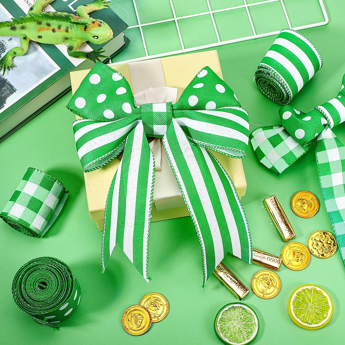 3 Rolls 15 Yards St. Patrick's Day Burlap Wired Ribbons Green Wrapping Ribbons Farmhouse Craft Ribbon Plaid Striped Dot Ribbons for Saint Patty's Day Party Irish Home DIY Crafts Holiday Decoration