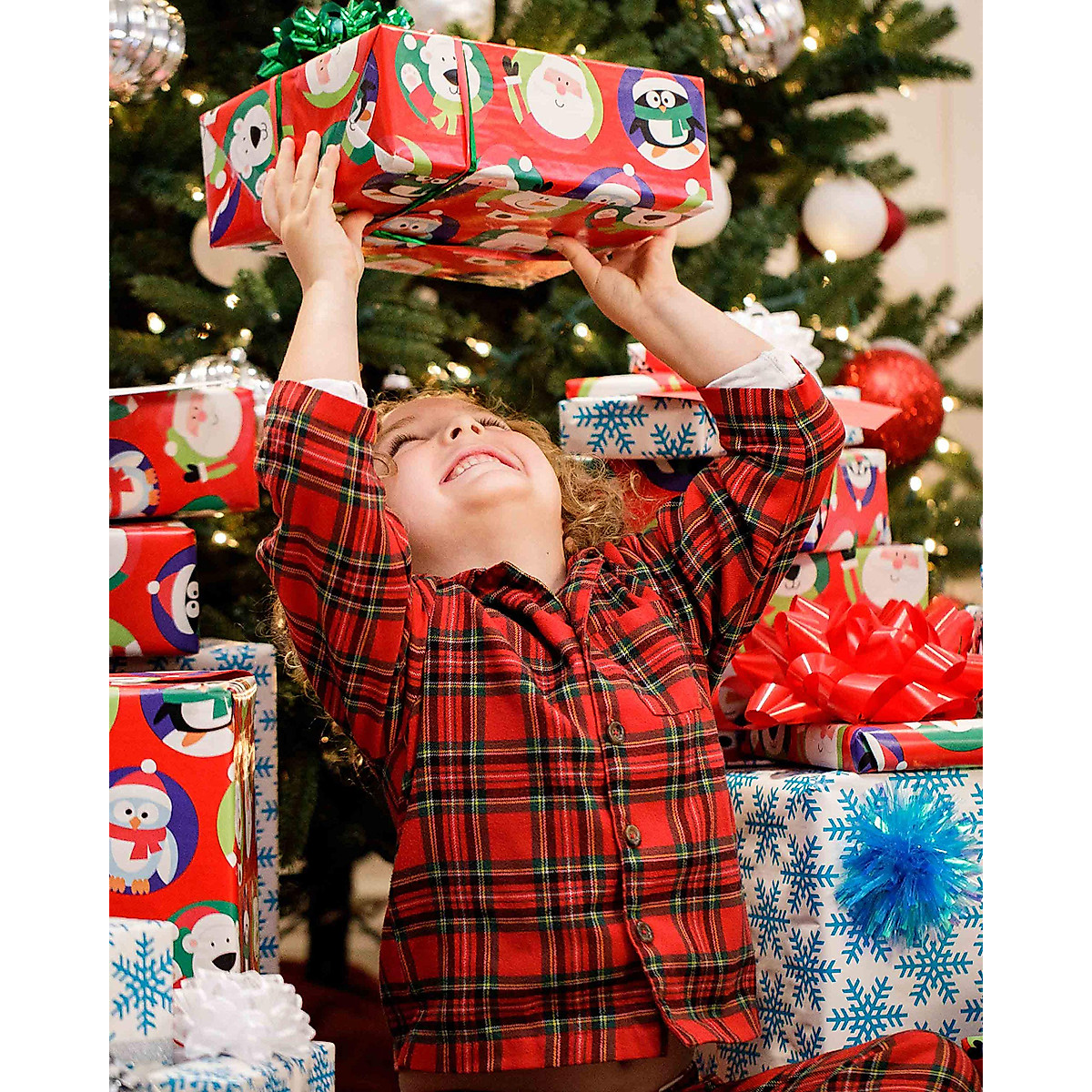 American Greetings 175 sq. ft. Reversible Kids Christmas Wrapping Paper, Santa and Snowflakes (1 Jumbo Roll 30 in. x 70 ft.)