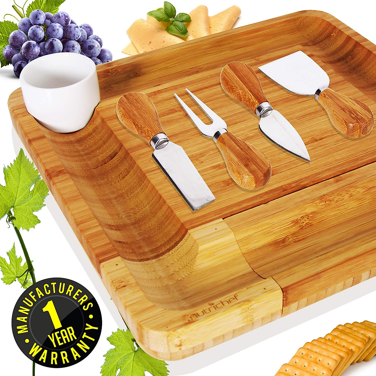 NutriChefKitchen Bamboo Cheese Board Set - Bonus Condiment Cup and 4 Stainless Steel Knives