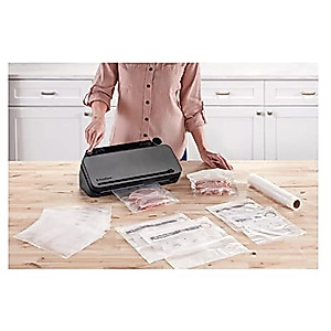 FoodSaver VS3170 Multi-Use Food Preservation System with Built-in Handheld Sealer