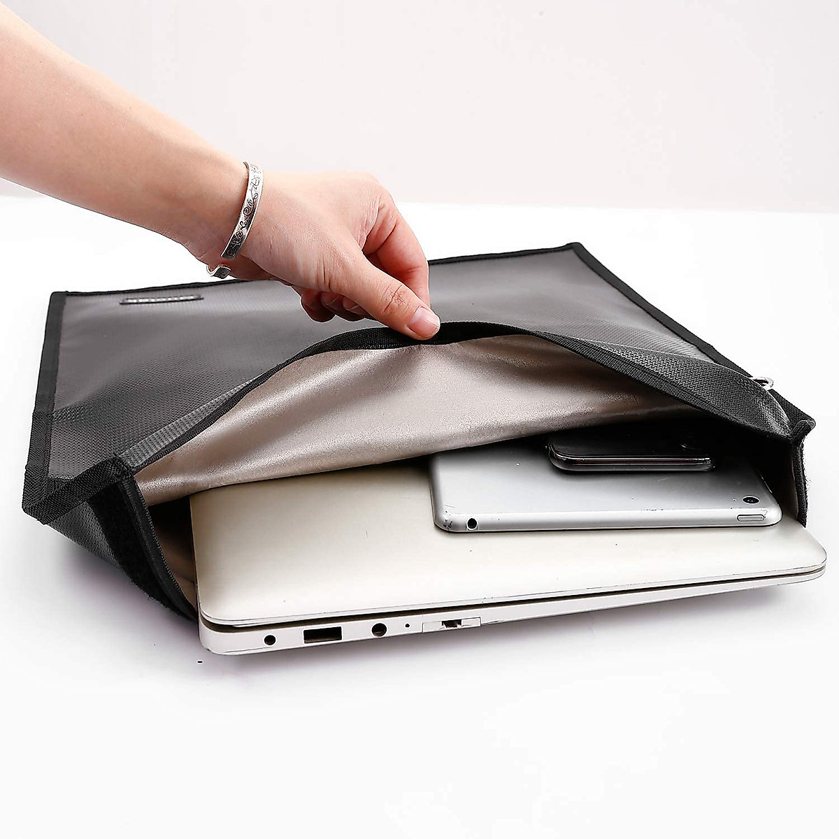 Faraday Bag(13.8"X17.7", Black)+Faraday Bag(9.8"X11", Black)