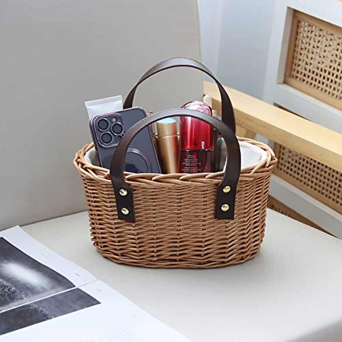 Wicker Picnic Basket with Double Leather Handles, Natural Willow Hamper for Easter Eggs Candy Wine Toy Flower Wedding Gifts