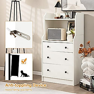 Giantex 3 Drawers Dresser for Bedroom - Modern Storage Dresser Chest of Drawers with 2 Shelves, 3 Pull-Out Drawers, Anti-toppling Device, Storage Organizer for Bedroom, Living Room, Entryway, White