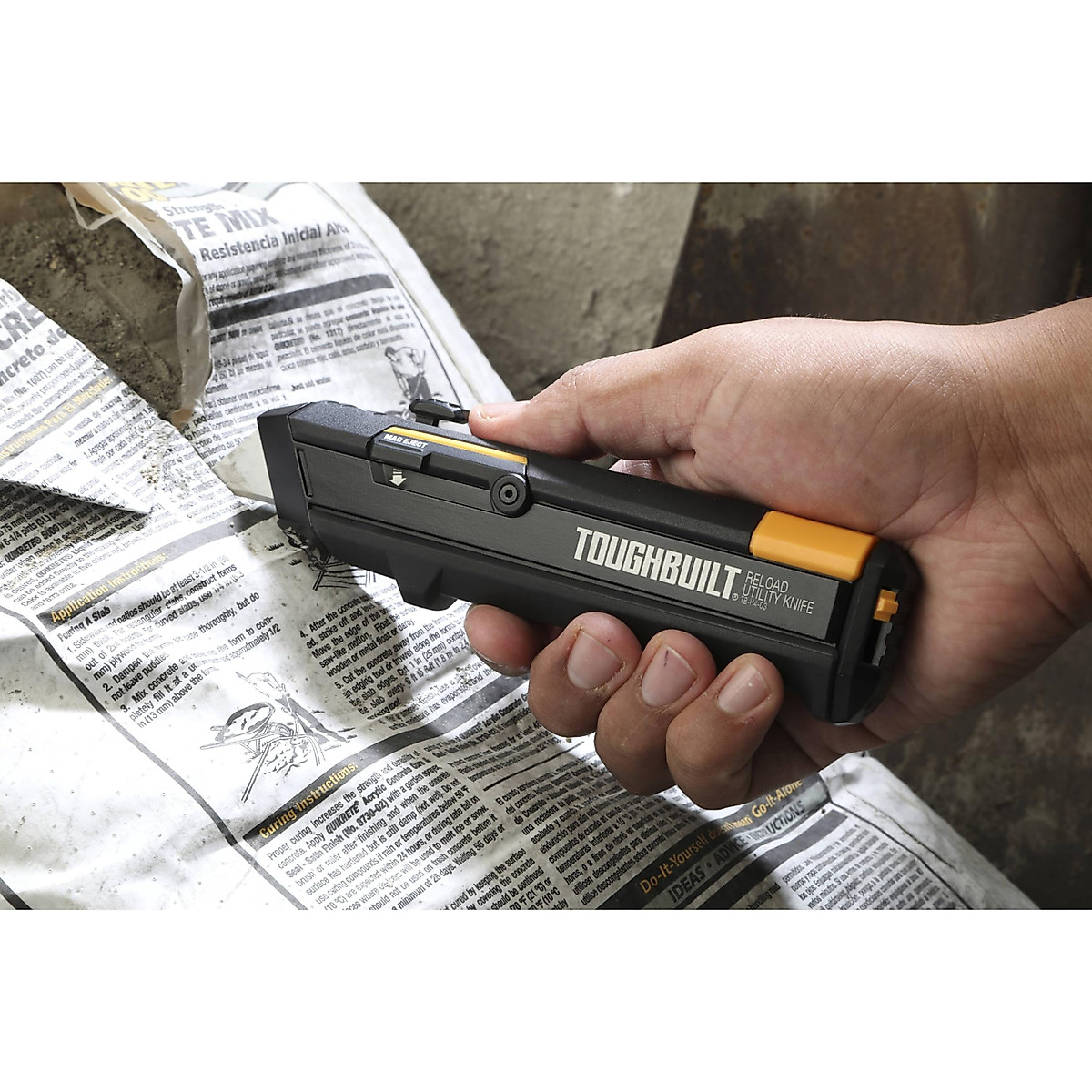 ToughBuilt Utility Knife + 2 Blade Mags, (TB-H4S2-03)