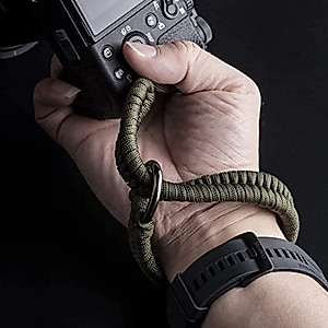Qiang Ni Camera Wrist Strap: Green Paracord Camera Hand Strap for Dslr or Mirrorless Cameras - Camera Wrist for Photographers Quick Release