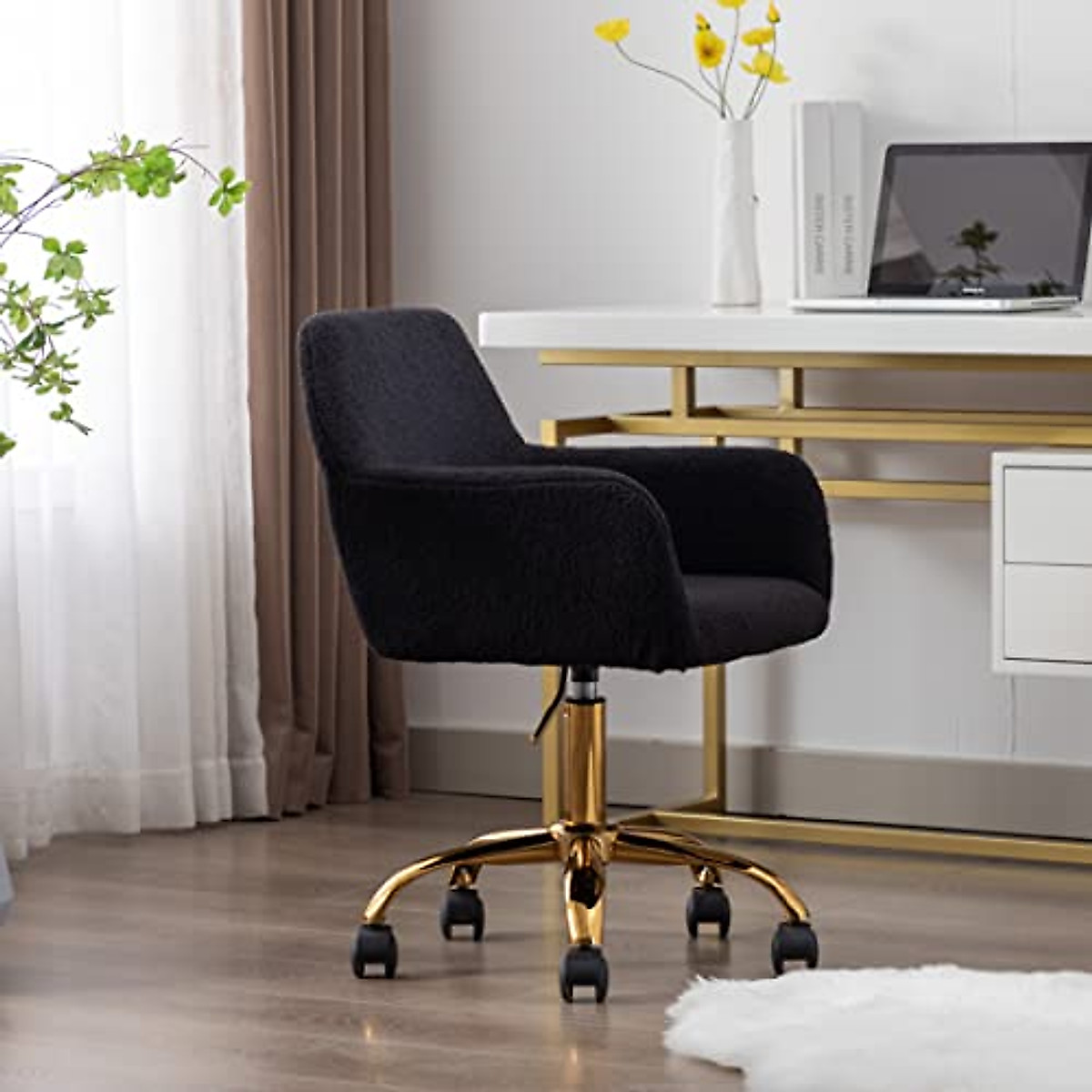 Goujxcy Fluffy Desk Chair, Black Faux Fur Vanity Chair Swivel Office Chair for Girls Women, Height Adjustable Cute Teddy Furry Makeup Chairs for Bedroom Home Office