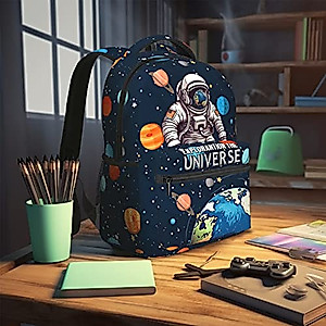 Galaxy Space Astronaut Backpack for Men Blue Planet Print Bookbags for Men Lightweight Waterproof Adjustable Strap Bags Travel Daypack Laptop Backpack