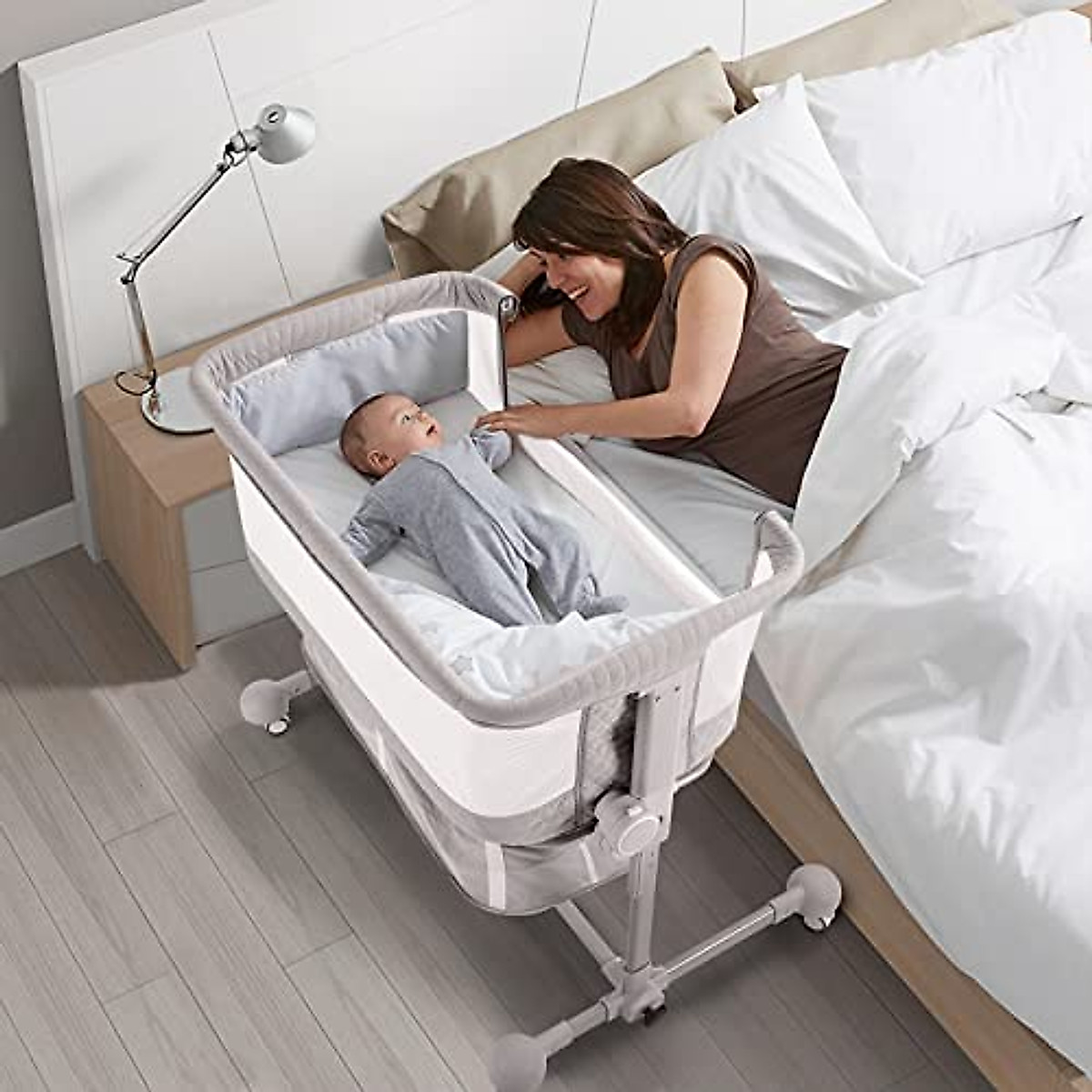 HAHASOLE Bedside Sleeper for Baby, Portable Bassinets for Safe Co-Sleeping, Easy Assemble Baby Crib with Storage Basket & Mosquito, Adjustable Bedside Bassinet for Newborn