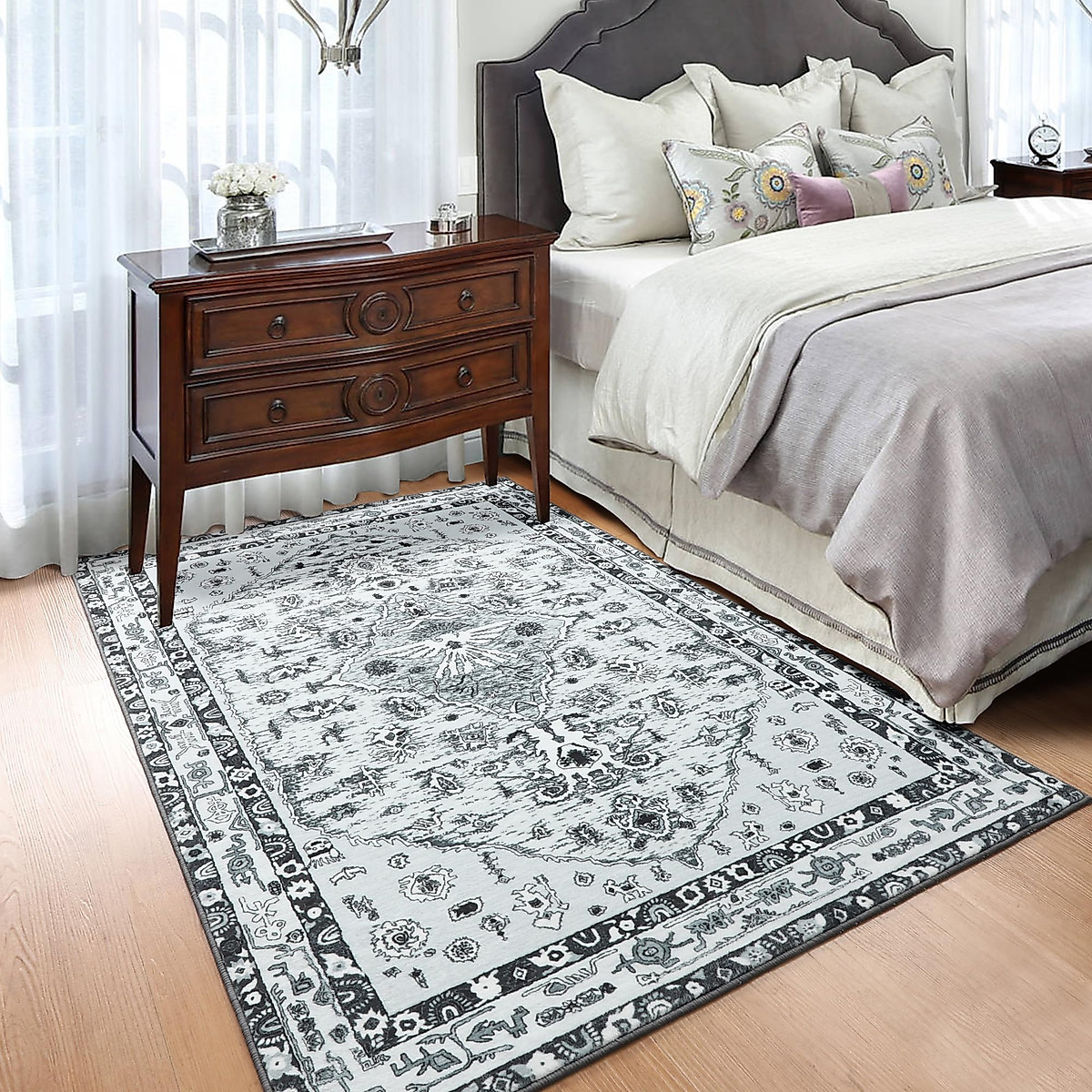 SAZAMI Bedroom Rugs, 4x6 Bohemian Vintage Tribal Area Rug, Soft Non-Slip Non-Shedding Machine Washable Floor Carpet for Living Room Kitchen Bathroom Home Office Dining Room Laundry Room, Grey