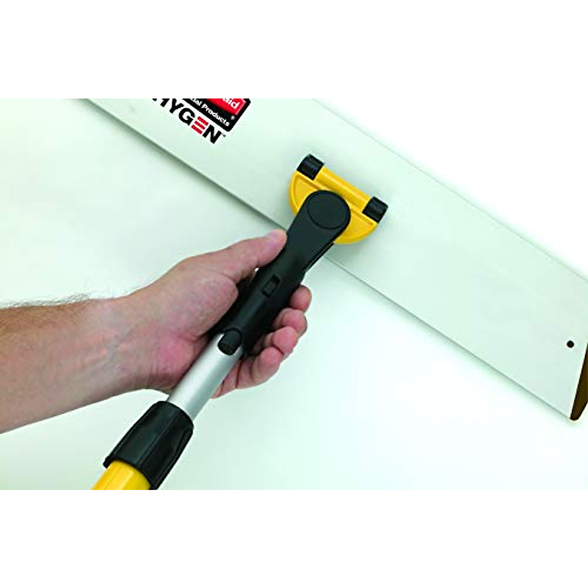 Rubbermaid Commercial Products, Lightweight HYGEN Quick-Connect Mop Frame for Wet or Dry/Dust Pads, 17 Inch, FGQ56000YL00