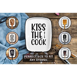 Hvukeke Ceramic Spoon Rest for Stove Top, Funny Kiss the Cook White Spoon Holders for Kitchen Counter, Modern Farmhouse Kitchen Cute Decor