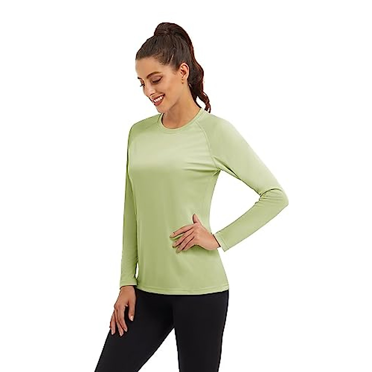 Boladeci Rash Guard for Women Long Sleeve UPF 50+ Sun Protection Clothing Lightweight Casual Plain Workout Gym Athletic Swim Shirt Tees Light Green M