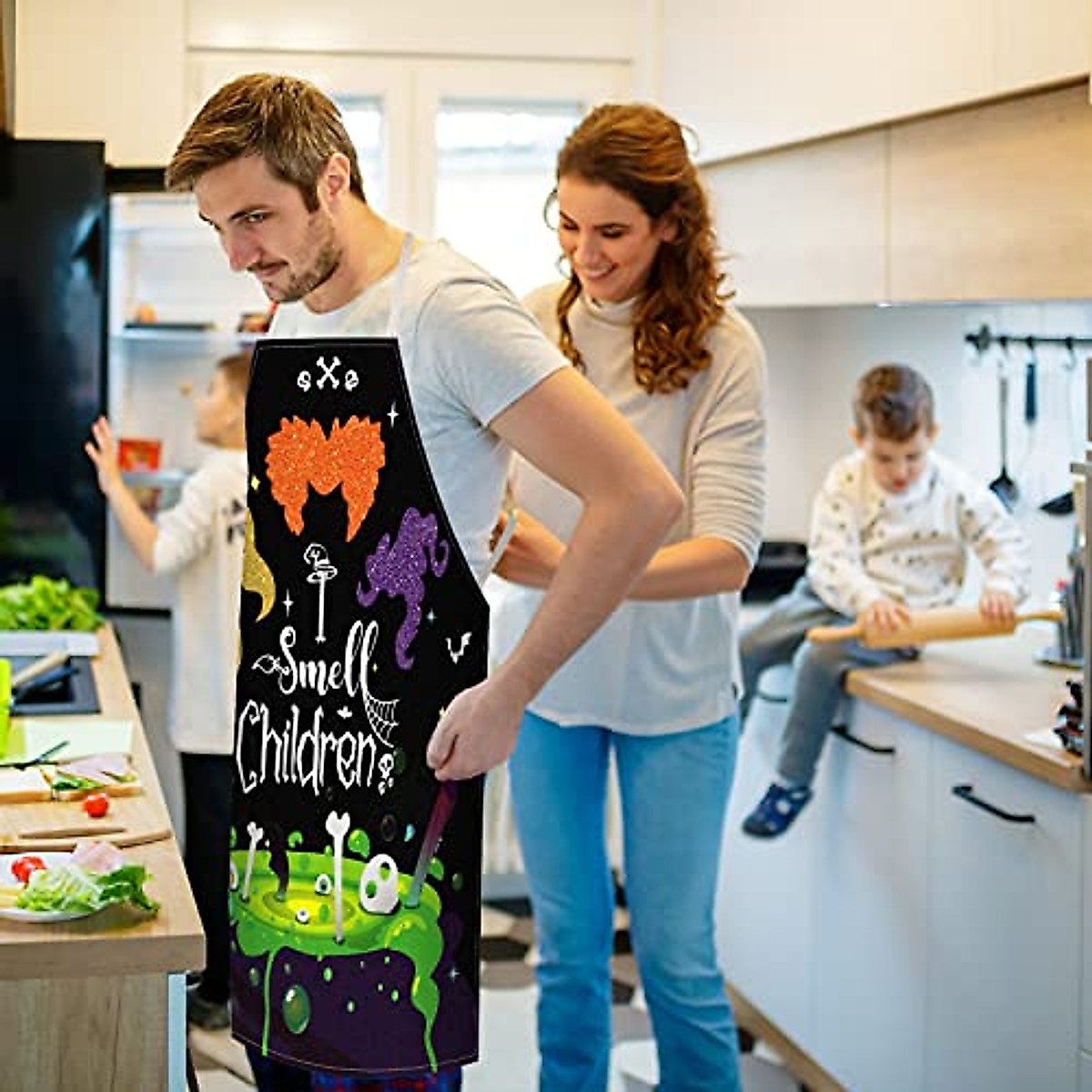 PETCEE Halloween Apron I Smell Children Cooking Aprons with Witches Ghosts Bats Halloween Kitchen Apron with Adjustable Waist Strip for Women Men