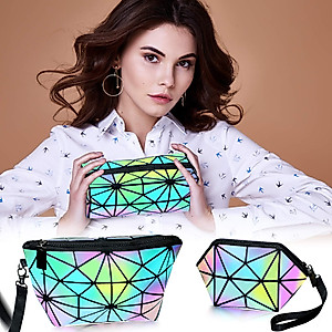 Weewooday 3 Pieces Makeup Bags for Women, Portable Travel Cosmetic Bag Organizer Case with Wrist Strap Toiletry Bags Holographic Luminous Geometric and Reflective Foldable Makeup Bags