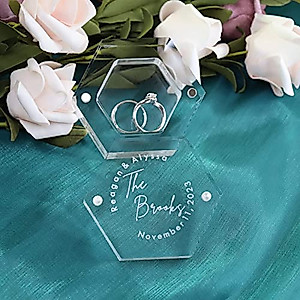 JFLL Personalized Clear Hexagon Wedding Ring Box，Engraved Romantic Wedding Jewelry Bearer Box, Engagement Proposal Ring Storage Gift, Modern Ring Dish，Custom Names & Date, Transparent