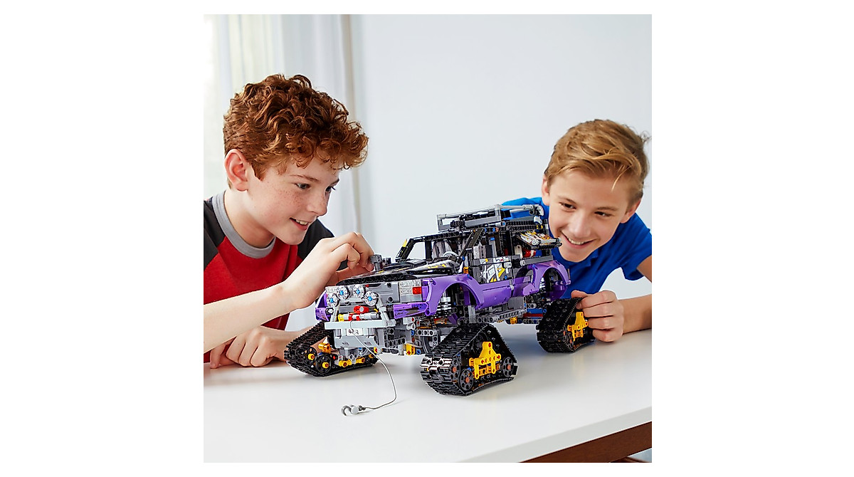 LEGO Technic Extreme Adventure 42069 Building Kit