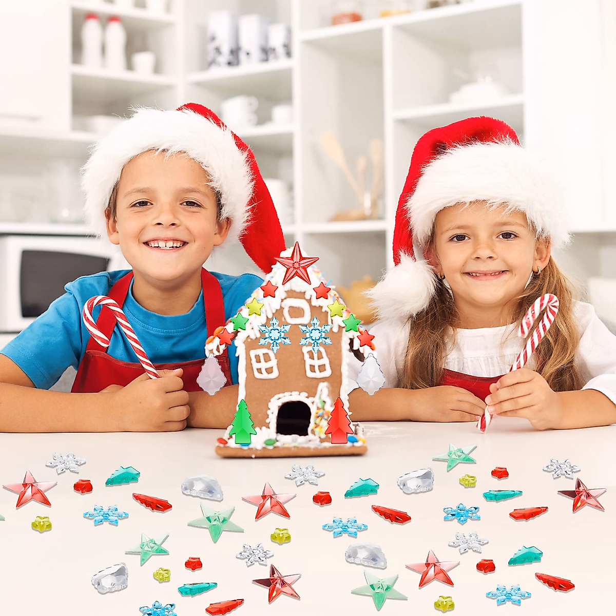 240 Pcs Mini Acrylic Star Ornaments Mini Christmas Tree Mini Snowflake Ornaments Table Scatter Vase Filler for Christmas Holiday Party Decoration (Star, Tree, Snowflake)