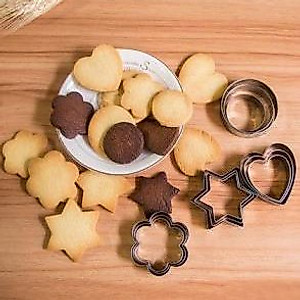 Metal Cookie Cutters Set - Star Cookie Cutter Stainless Steel Round Biscuit Cutter Heart Small Star Cookie Cutters Mini Flower Molds Cutter for Baking (12 Round Heart Flower Star Cookie Cutters)