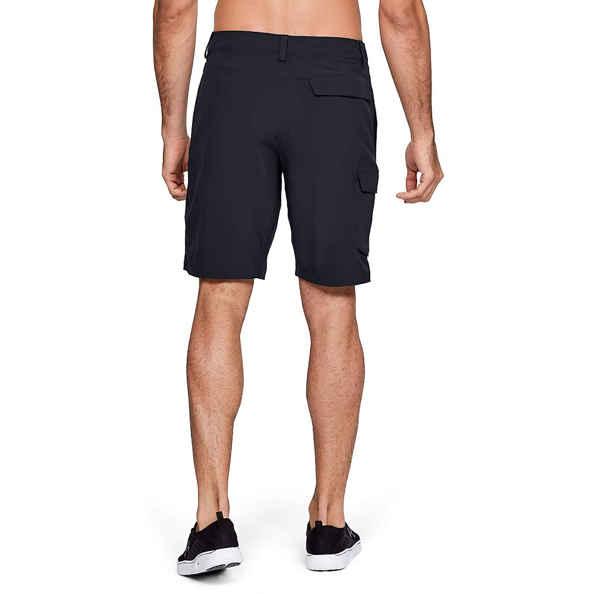 Under Armour Mantra Cargo Shorts, Black/Pitch Gray, 30