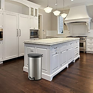 SIMPLYKLEEN Corinth 7.9-Gallon Round Stainless Steel Trash Can with Lid