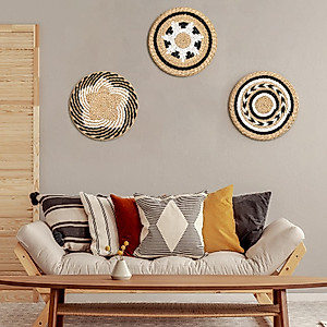 Boho Wall Basket Decor Set of 3 Decorative Bulrush Woven Basket Wall Decor Set Rustic Hanging Handmade Round Woven Wall Decor with African Design for Living Room Bedroom Farmhouse Gift Idea