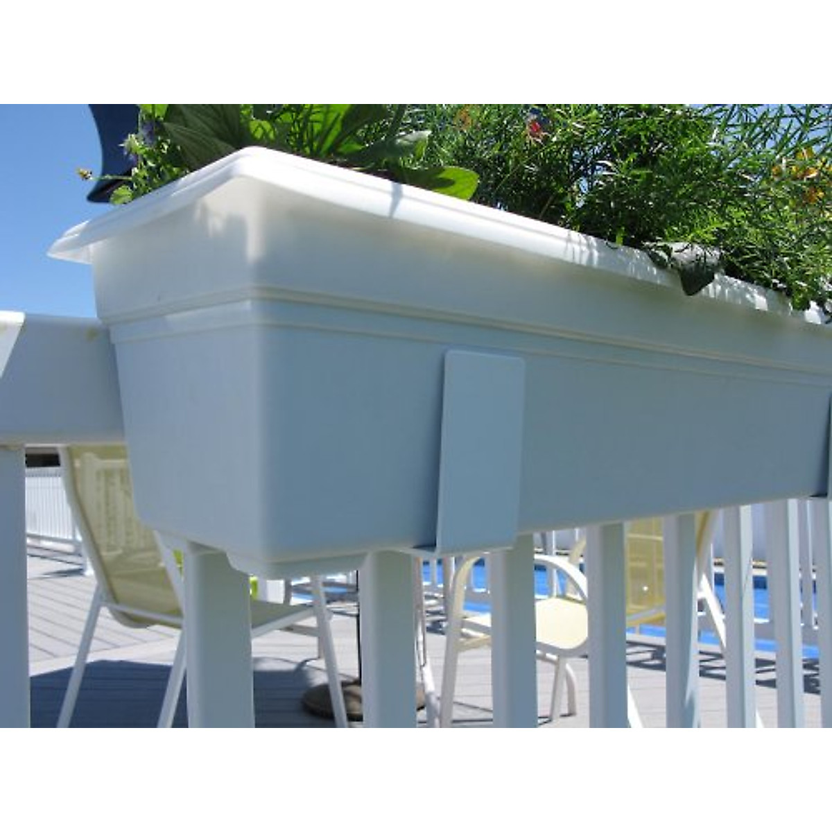MIDE Products Aluminum Slip-on Flower Box Holders, for 1-3/4 inch to 2-1/8 inch Fence/Railing, White, Pair