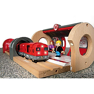 Brio - 33513 Metro Railway Set | Dynamic 20 Piece Wooden Train Set with Interactive Accessories | Perfect for Kids Ages 3 and Up | Fosters Creativity and Motor Skills