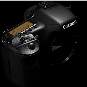 Canon EOS 7D 18 MP CMOS Digital SLR Camera with EF-S 18-135mm f/3.5-5.6 IS USM Lens - International Version