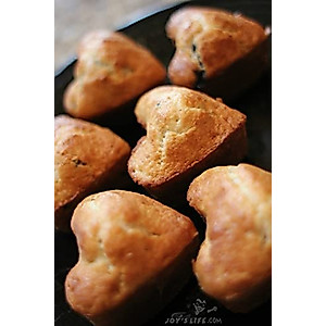 SG- (2) Heart shaped non-stick Muffin pan tin Cookies Jell shots soap corn bread **Bonus - Bamboo spatula & heart cookie cutter