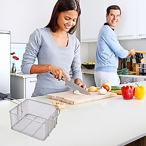 Fryer Basket 8.3x7.5x4.3 In Stainless Steel Fry Basket with Removable Handle & Pot Edge Hooks Kitchen Cooking Rectangle French Fry Basket for Serving Food, Frying Basket For Pot