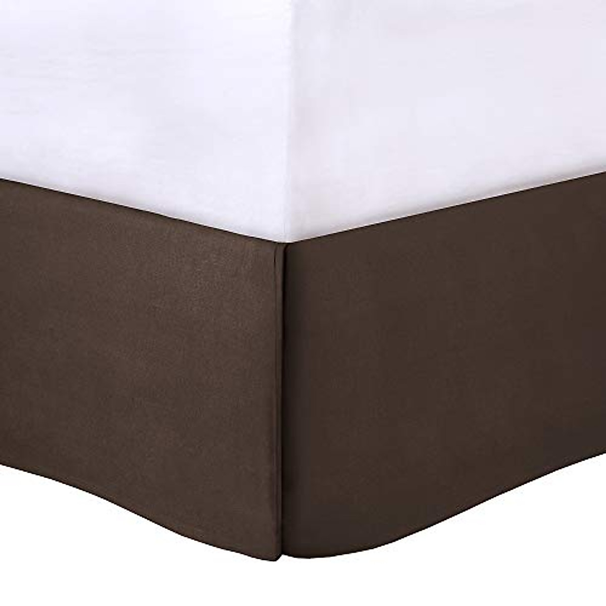 Madison Park Essentials Delaney 24-Piece Room In A Bag Comforter Set-Satin Jacquard, All Season Luxury Bedding, Sheets, decorative pillows and Curtains, Valance, Cal King(104"x92"), Medallion Red