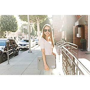 Solo Re:Focus 15.6 Inch Laptop Sleeve, Grey