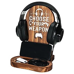 CryCarrot Gamer Gifts for Teenage Boys, Gaming Headphone Stand for Men, Gaming Room Desk Decor Wooden Headset Holder, Son Boyfriend Husband Game Lover Gifts -Choose Your Weapon