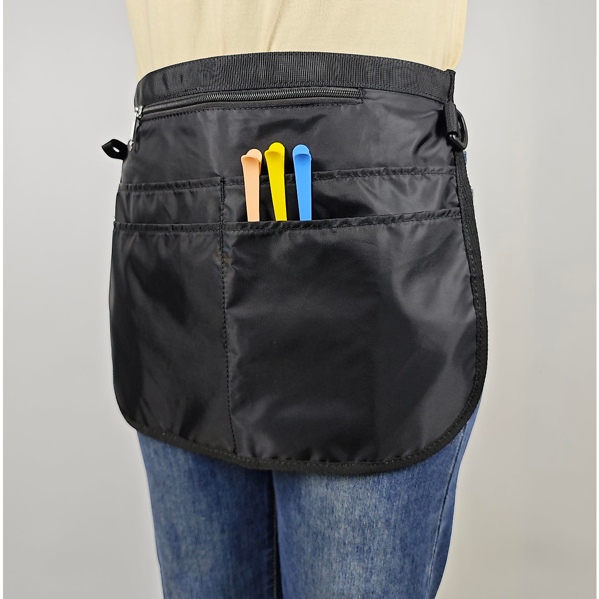 Bafelia Small Size Barber Apron with 5 Pockets, Waterproof and Bleach-proof Hair Stylist Apron for Men Women, Hairdresser Apron for Cosmetology (Black)