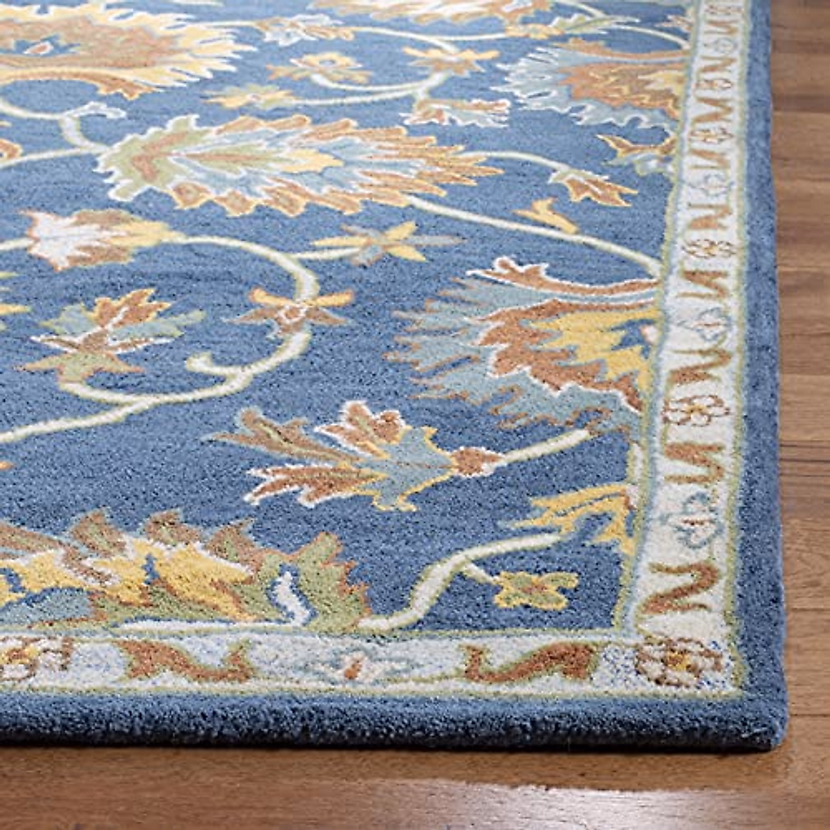 SAFAVIEH Heritage Collection Accent Rug - 3' x 5', Navy, Handmade Traditional Oriental Wool, Ideal for High Traffic Areas in Entryway, Living Room, Bedroom (HG654A)