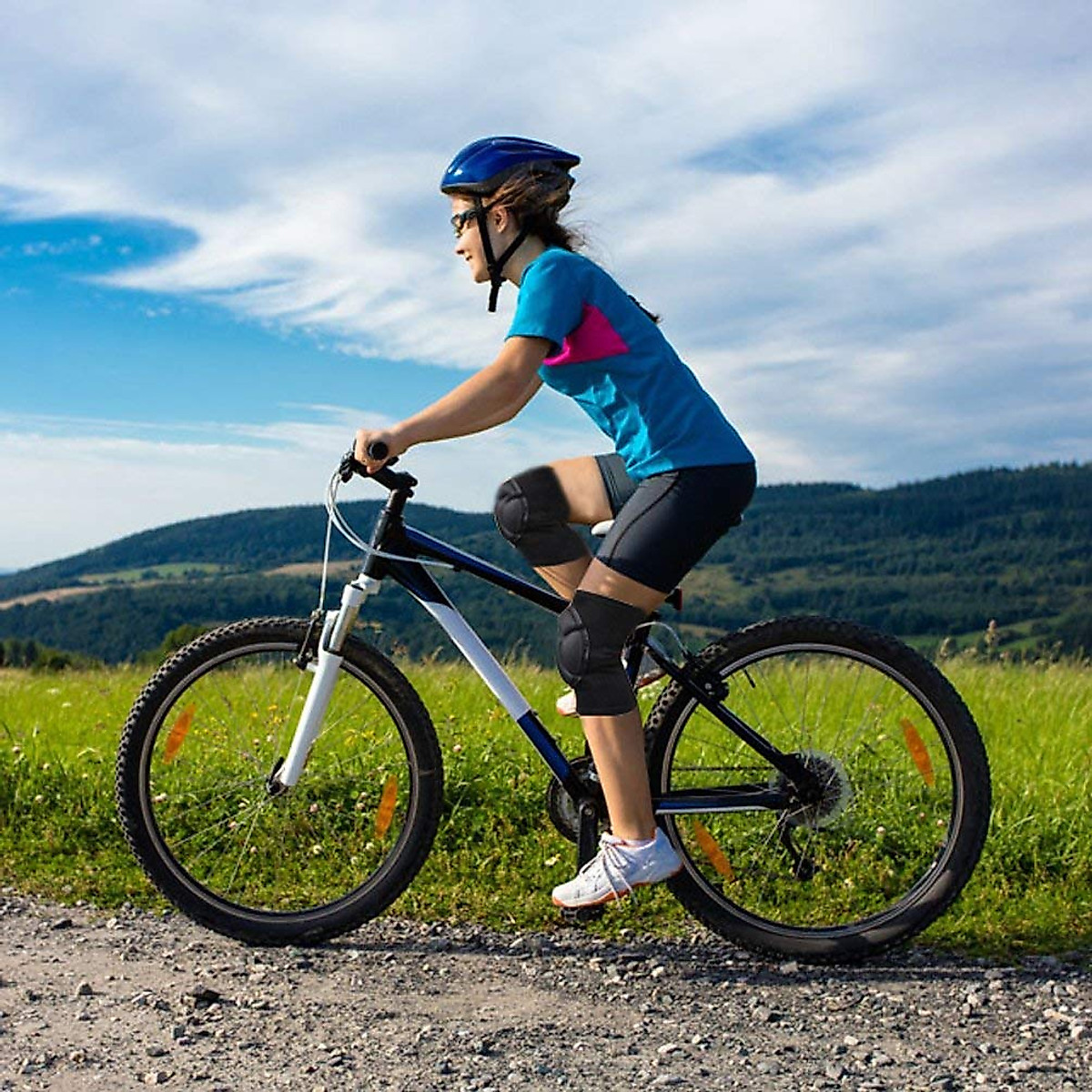 Luwint Protective Thick Sponge Knee Pads Knee Brace - High Elastic Non-Slip Basketball Volleyball Knee Sleeves Support for Gardening Weightlifting Running Gym Yoga, 1 Pair Unisex