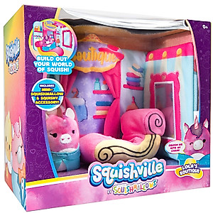 Squishville by Squishmallow Boutique Play Scene, 2” Lola Soft Mini-Squishmallow, 8” Playset, 1 Plush Accessory, Animals, Boutique Toys