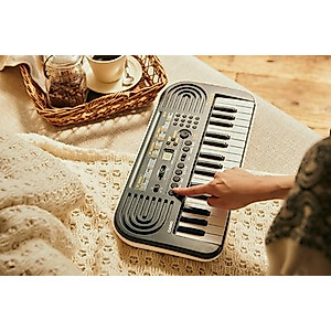 Casio Casiotone SA-51 32-Key Portable Keyboard with Mini Keys