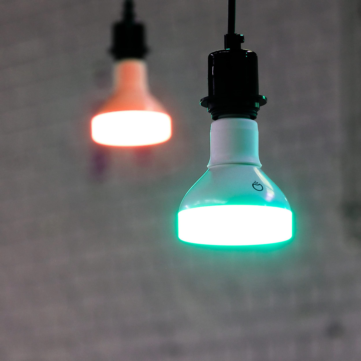 LIFX Color, 1100 lumens BR30 E26, Wi-Fi Smart LED Light Bulb, Billions of Colors and Whites, No Bridge Required, Works with Alexa, Hey Google, HomeKit and Siri, Multicolor (1-Pack)