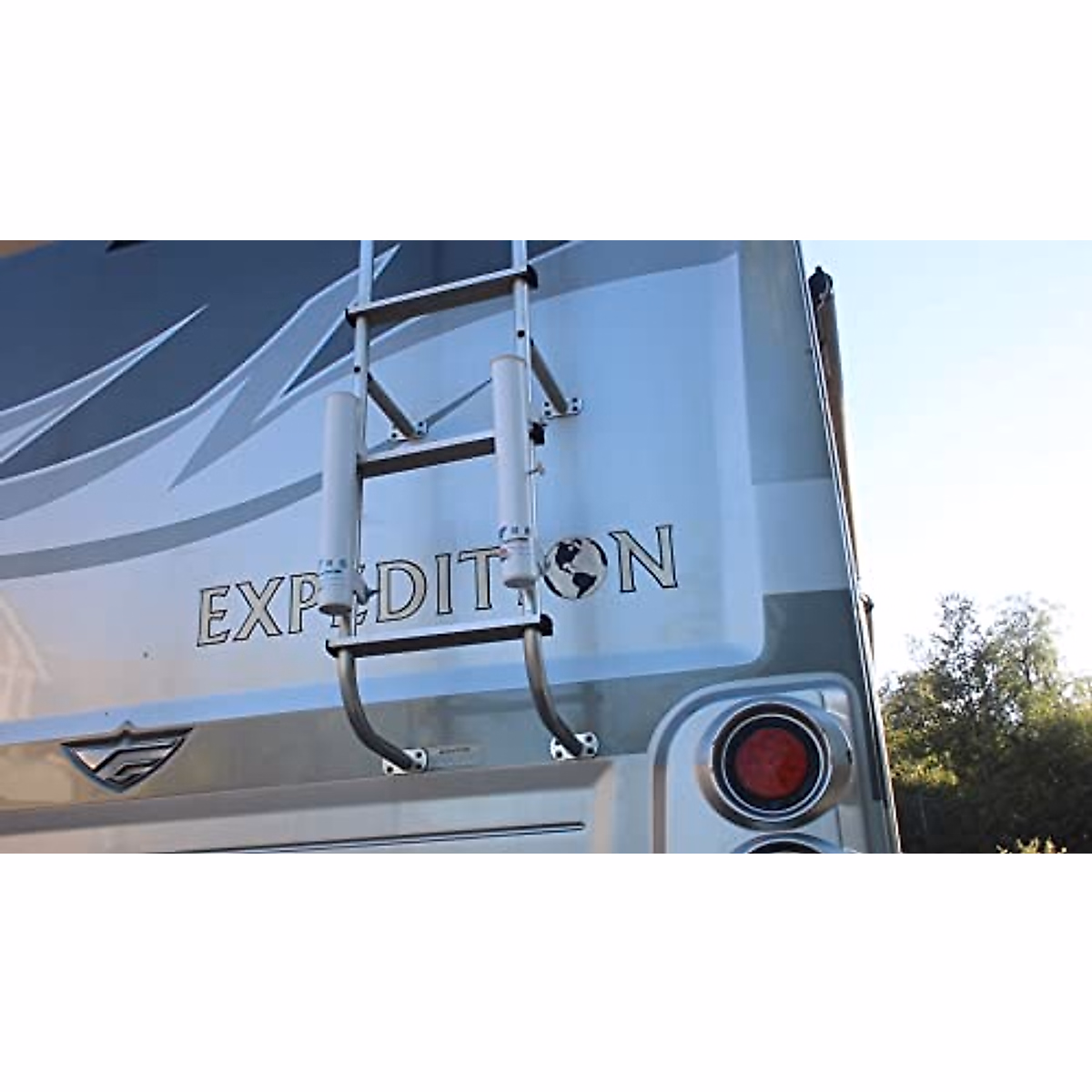 Pyramid Led Whips Starlink Ladder Mount Kit, White