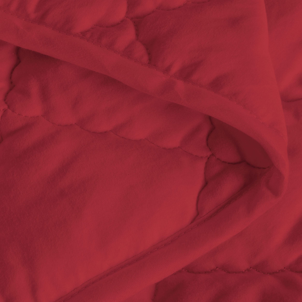 BEDSUM 100% Brushed Microfiber Down Alternative Toddler Comforter, Ultra Soft Lightweight and Warm Breathable Crib Quilted Blanket for Nursery Stroller Bed, 39x47 Inches, Red