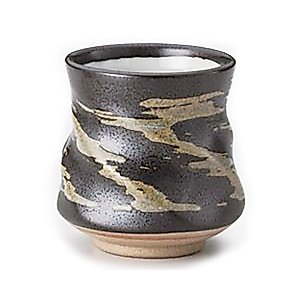 Twisted Design Japanese MINO-YAKI YUNOMI, Japanese Tea Cup. For your Asian Tea Time. Enjoy Green Tea, Black Tea and Coffee. Made in Japan
